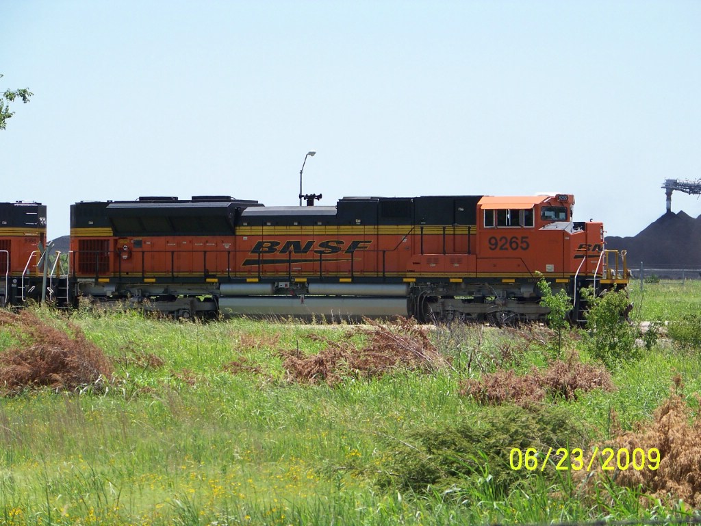BNSF SD70ACe 9265